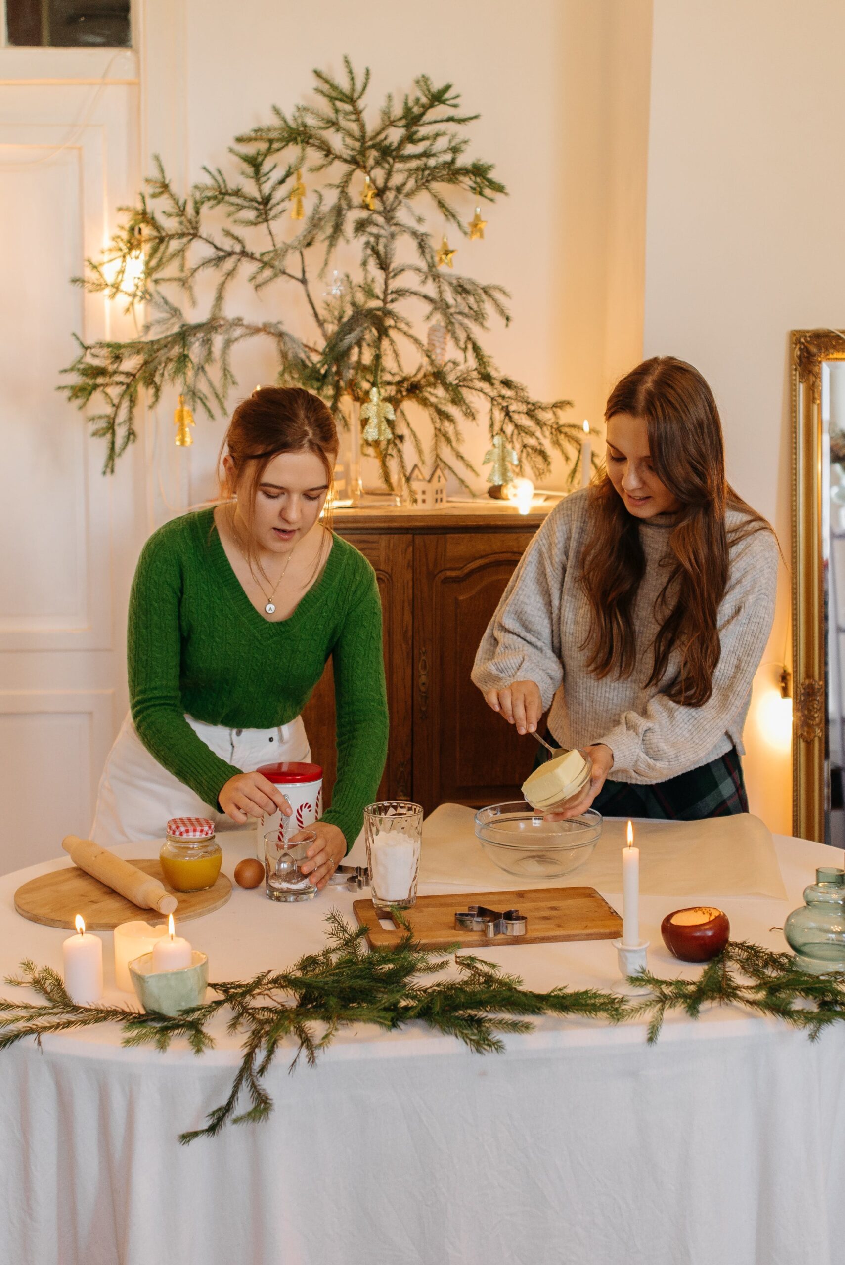 19 Unique Holiday Traditions to Start in Your 20s - laurexplore
